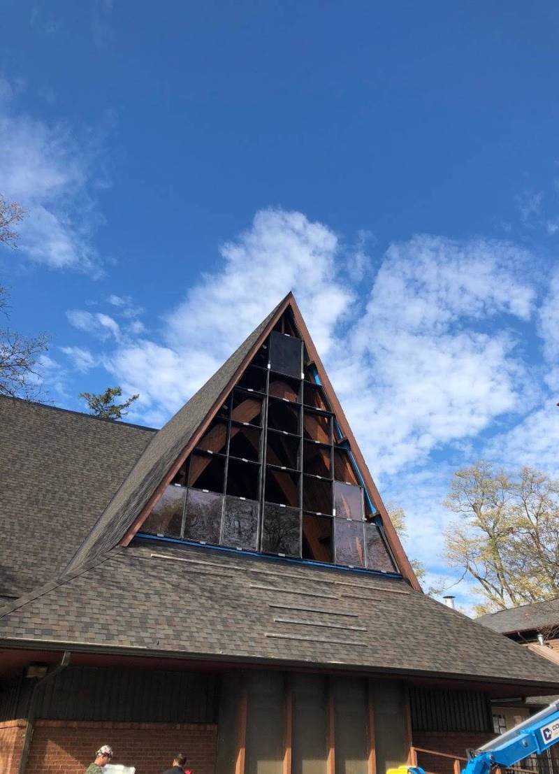 Custom Curtain Wall System - Northview Canada Inc